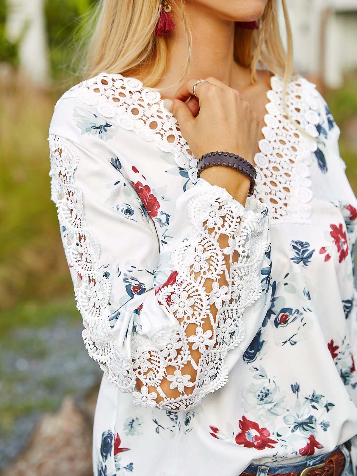 Women Floral Print Lace Patchwork Long Sleeve V Neck Holiday Blouse ...